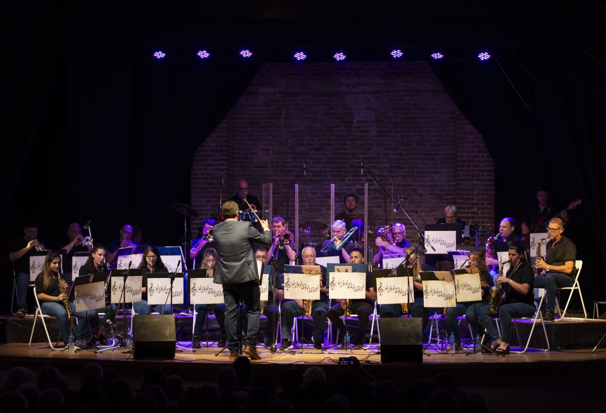 Se reprogramó el "Cancionero popular" de la Banda César Mastroiacovo ...